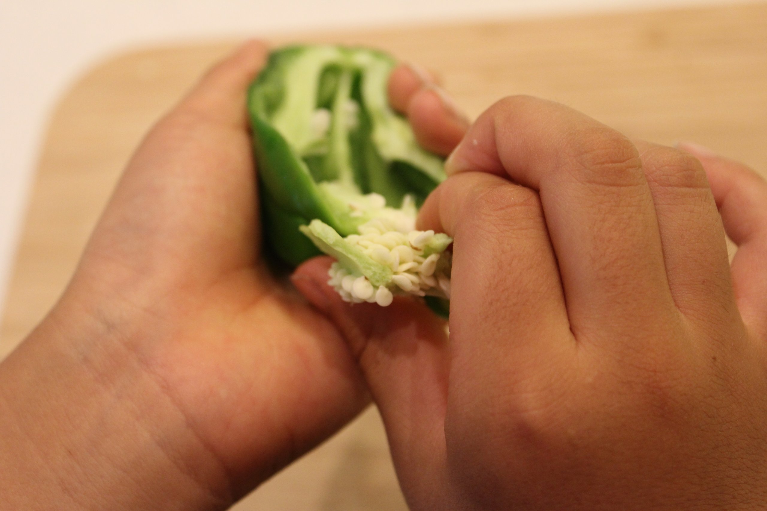 野菜の捨てがちな部分を食べてフードロス削減へ|みなとの野菜大辞典
